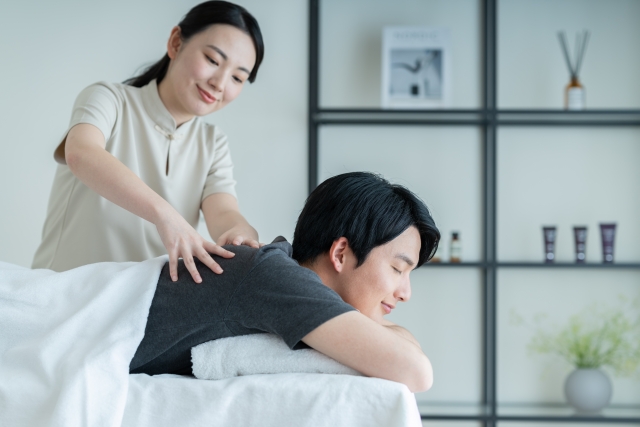 【揉み返しが不安な方へ】マッサージ後のダルさの正体とは？｜名古屋・久屋大通の整体院が解説